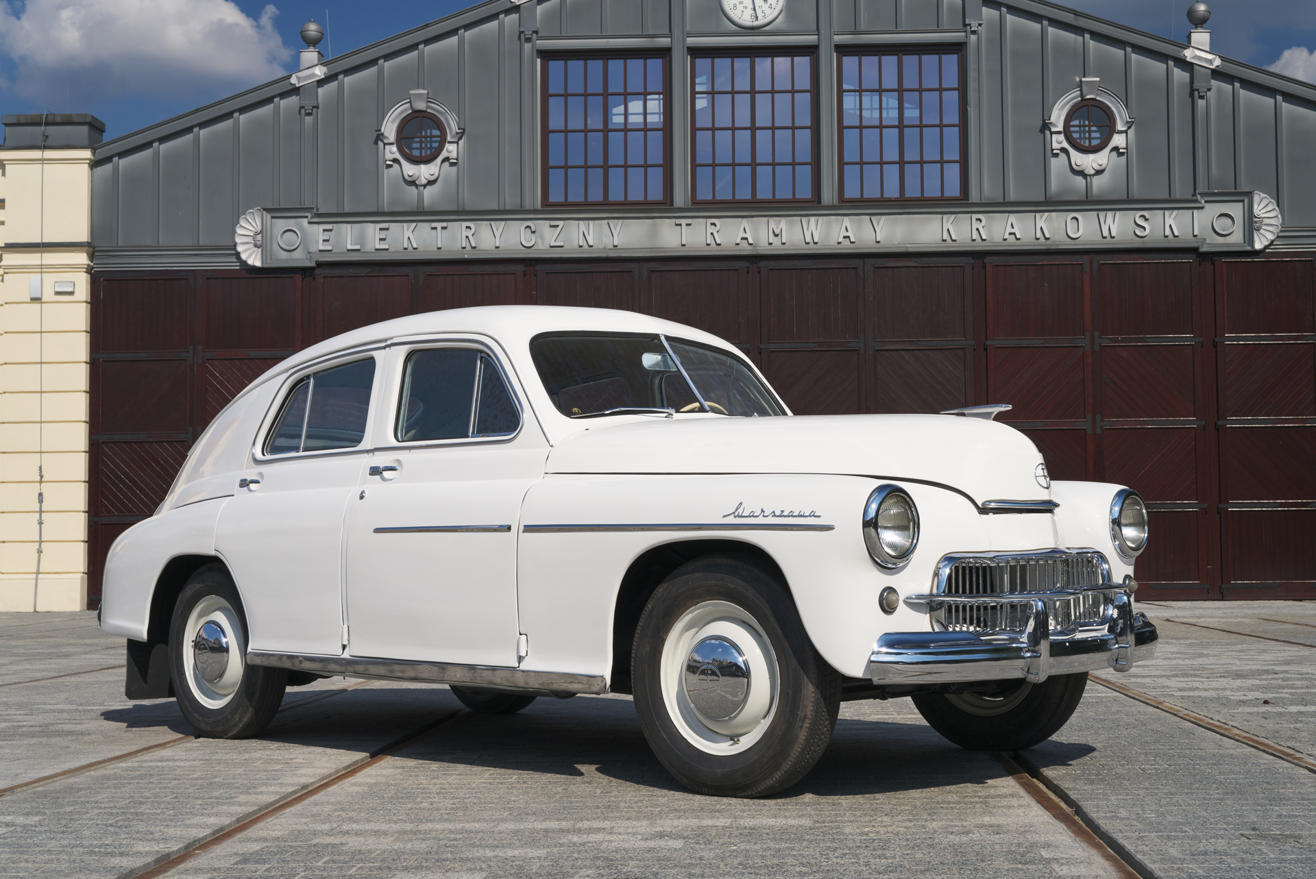 Samochód osobowy Warszawa M20 model 200 - MIT Kraków