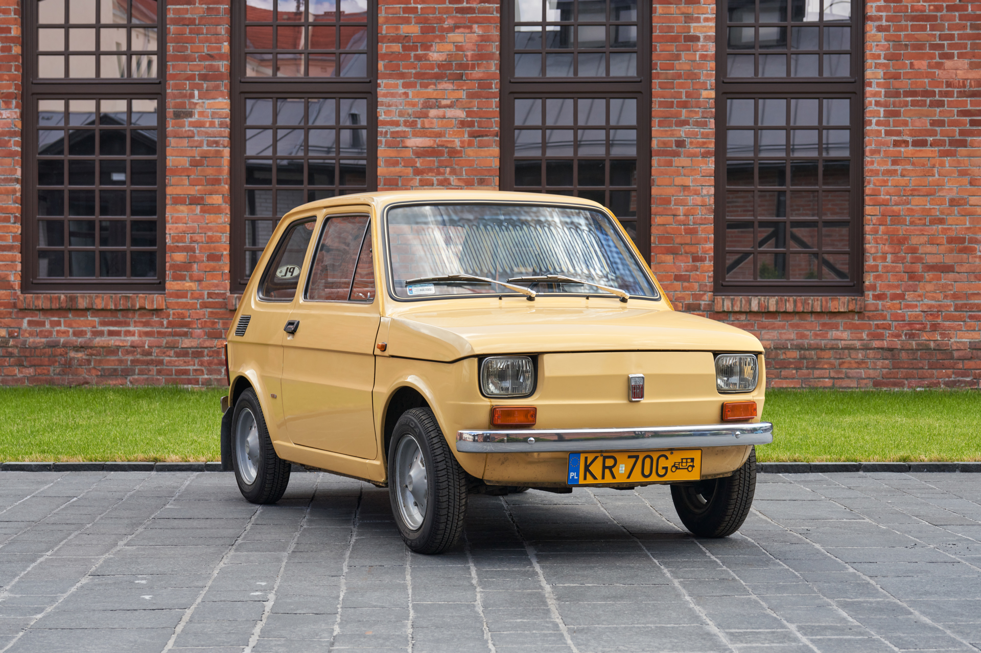 Samochód osobowy Polski Fiat 126p - MIT Kraków